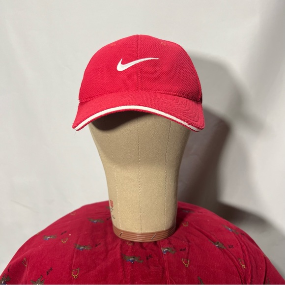 Nike | Accessories | Nike Red Golf Hat Sq One Swoosh Fitted Cap Sm ...
